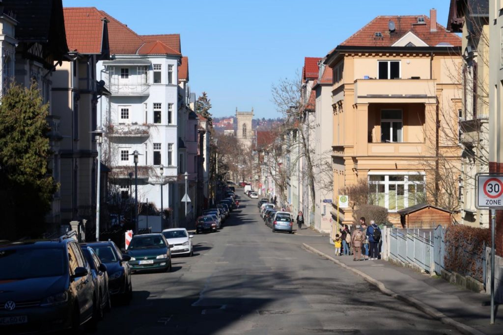 Pulchra ut Luna › Die Sichtachse